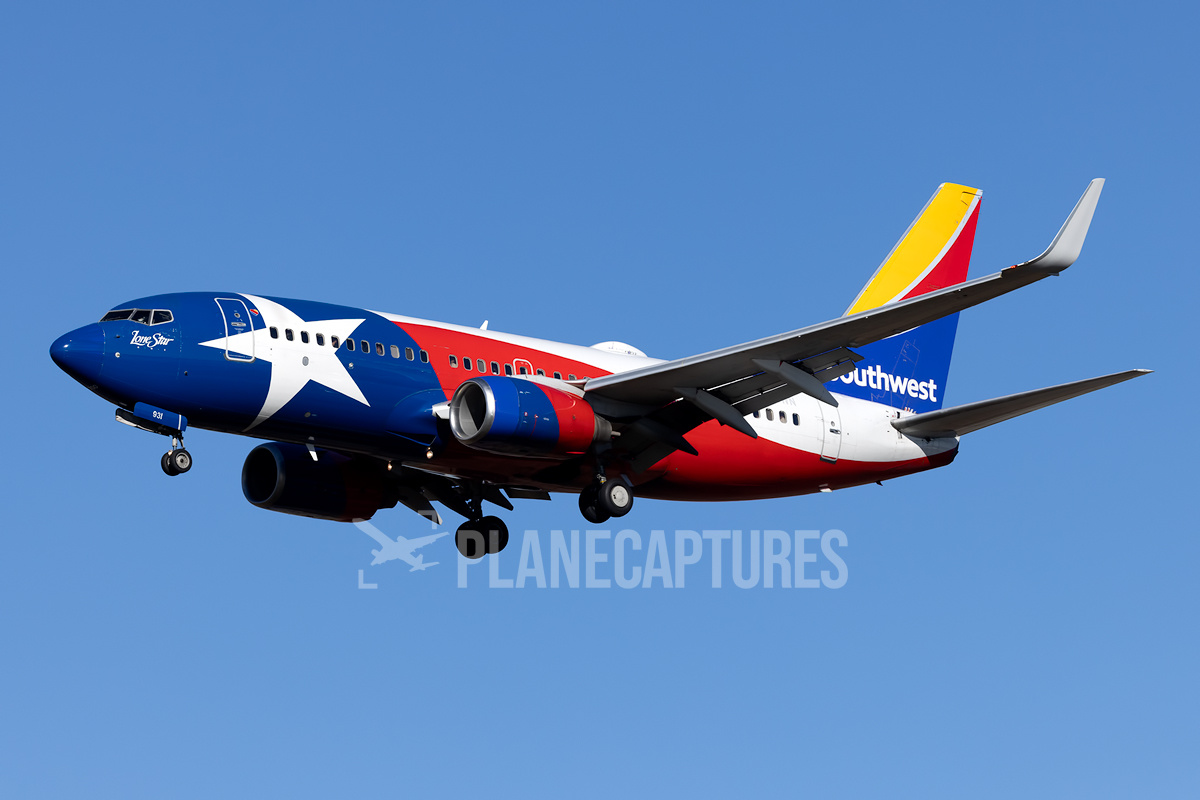 Southwest Airlines Boeing 737-7H4 N931WN | PlaneCaptures | Aviation ...